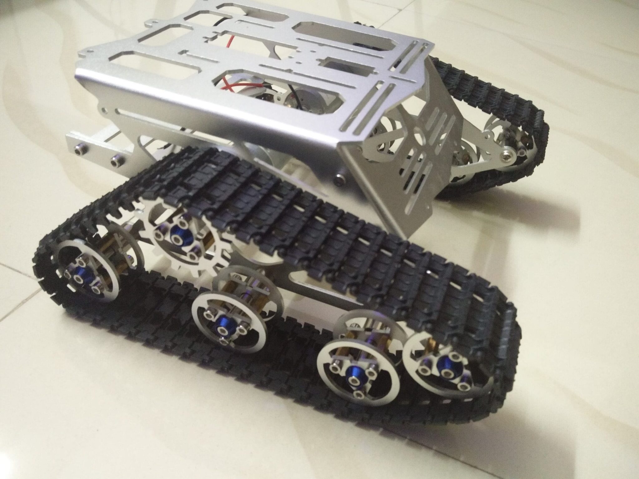 Object Tracking Robot Using Arduino And Huskylens Arduino Ai Tutorial Rootsaid
